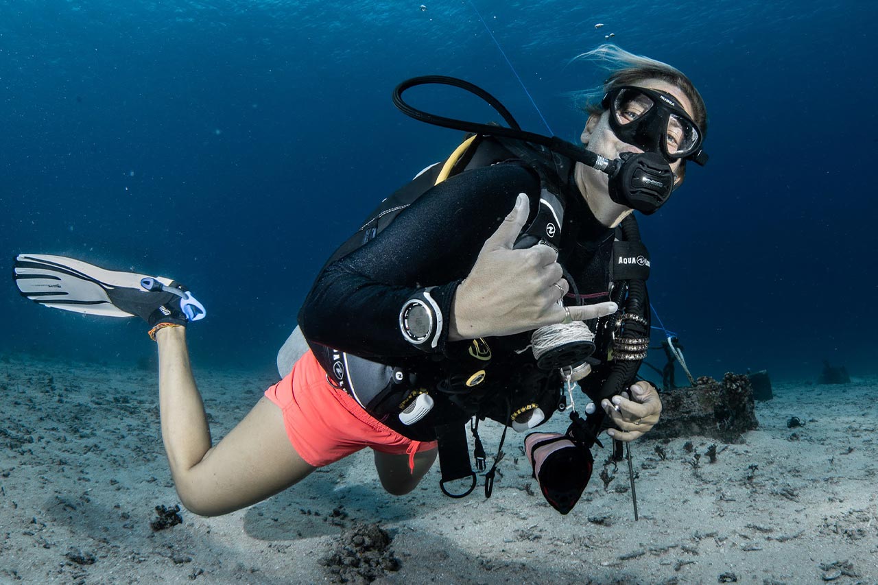 Divemaster Internship With Unlimited Diving Is Your Best Choice
